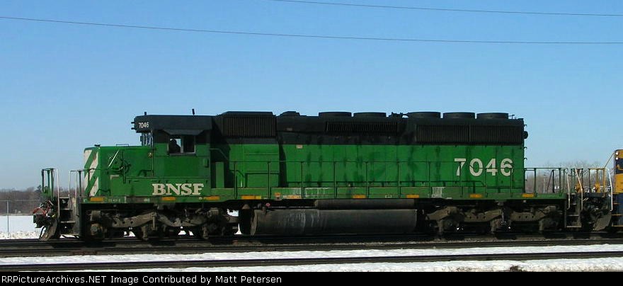 BNSF 7046